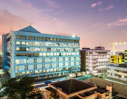 To thrive in the new healthcare economy, pivot your operating model ...